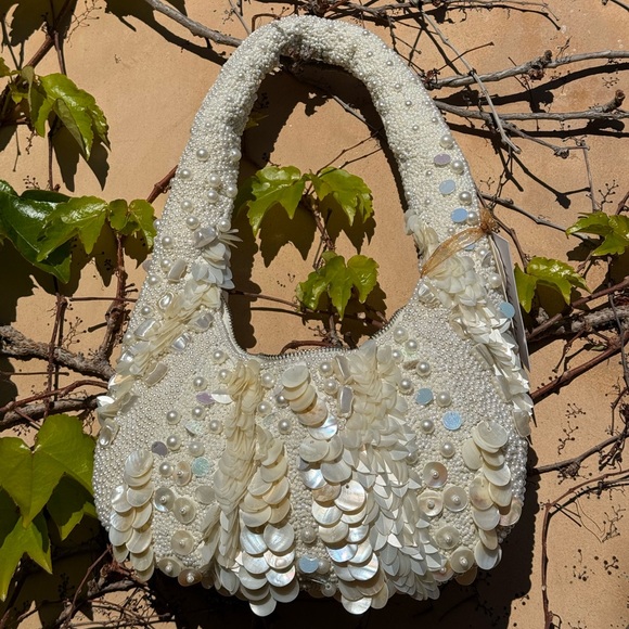 Bags | Nwt Viral White Beaded Shells Pearl Embellished Shoulder Bag ...
